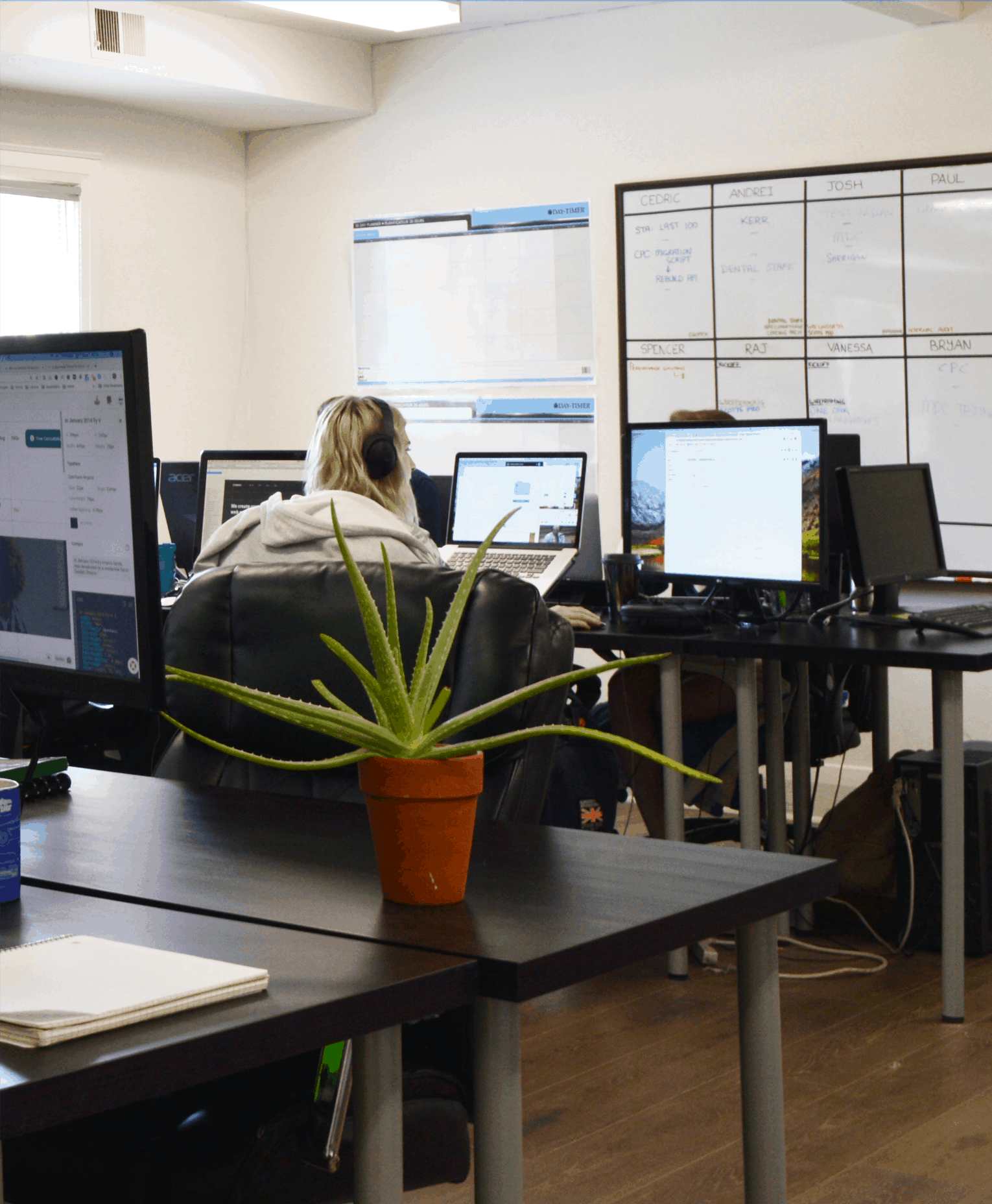 Custom Toronto Web Design Company | Simplistics